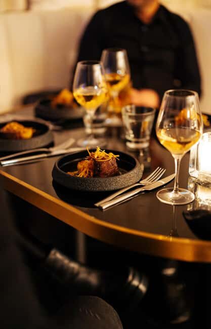 Amsterdam: Midnight Masquerade Dinner Show - FAQs