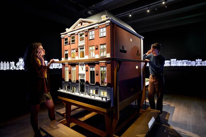 Amsterdam Museum of the Canals Admission Ticket with Audiotour - Construction and Urban Development