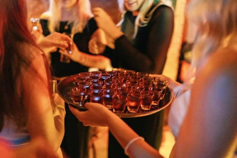 Amsterdam: New Year's Eve Pub Crawl Party and VIP Club Entry - Key Points