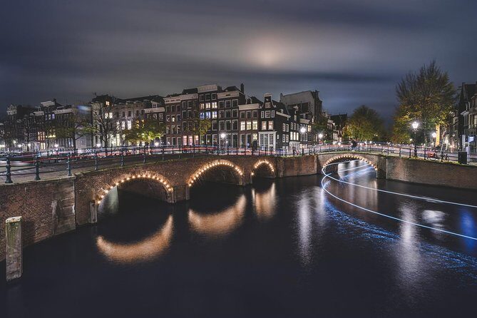 Amsterdam Night Photography Workshop with a Professional - The Value for Money