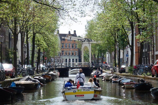 Amsterdam Open Boat Tour with Local Guide - Real Traveler Experiences