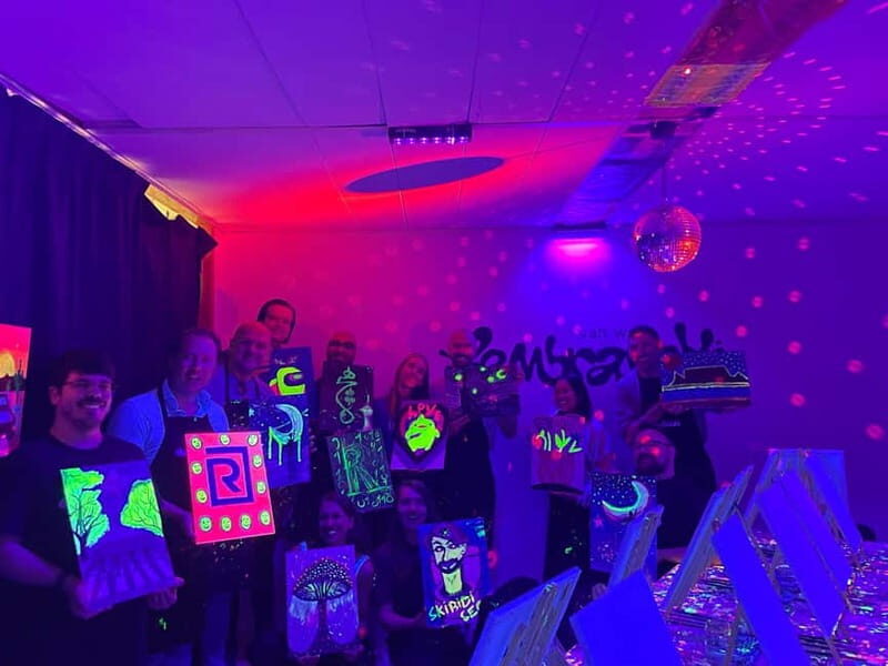 Amsterdam: Paint and Sip in the Dark at Rembrandt van Wine - Authentic Feedback from Attendees