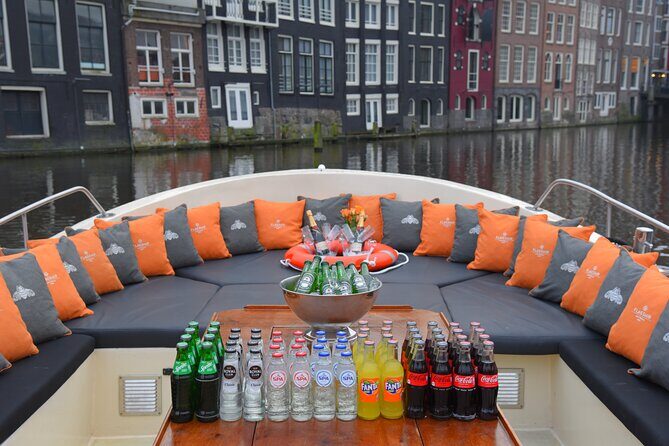 Amsterdam Private BBQ and Drinks Cruise With Onboard Chef - FAQ