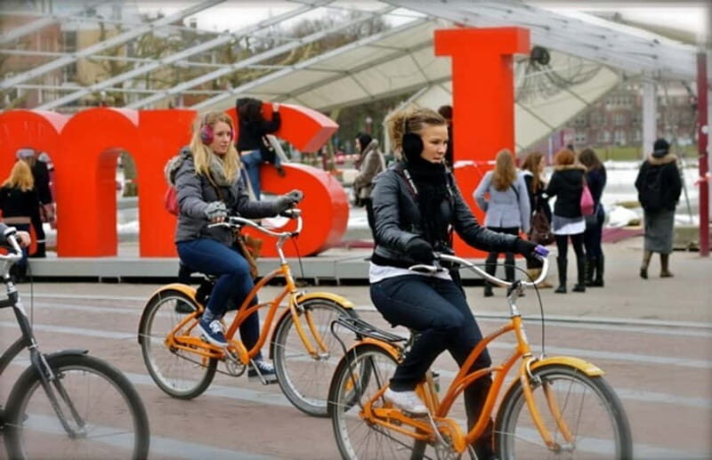 Amsterdam: Private Bike Tour - Who Should Consider This Tour?