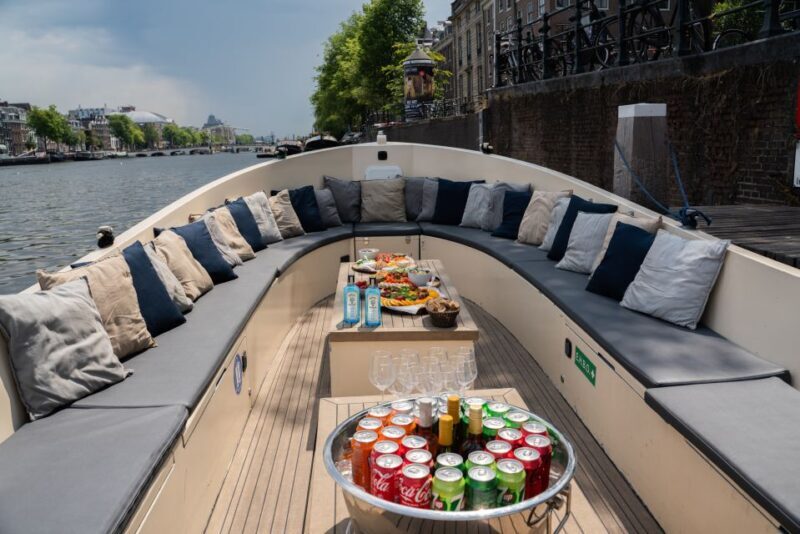 Amsterdam: Private Canal Booze Cruise with Unlimited Drinks - Who Is This Cruise For?