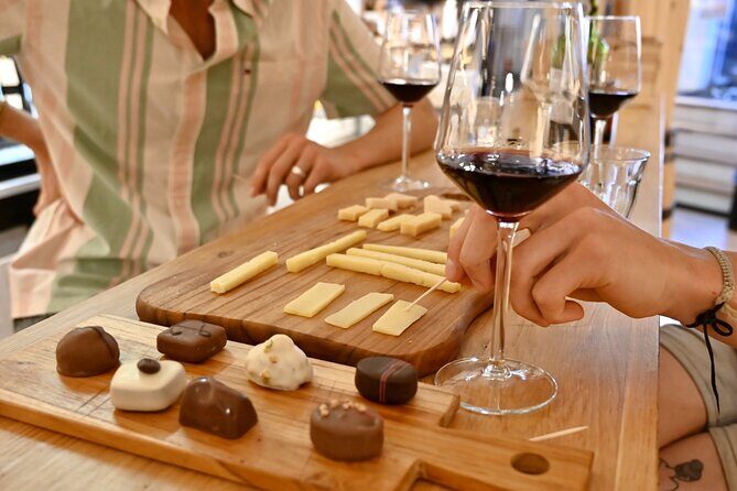 Amsterdam Private Food & Drinks Tour by UNESCO Canals & Jordaan - Key Points