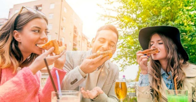 Amsterdam: Private Luxury Cruise with Pizza and Drinks - Key Points