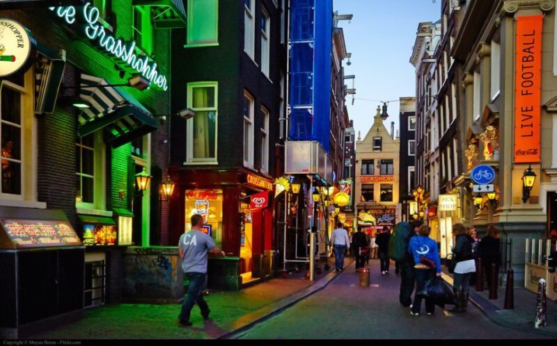 Amsterdam: Private Red Light District and Food Tour - Practical Details and Value