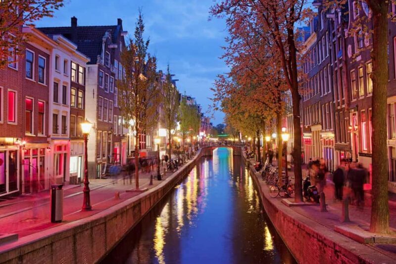 Amsterdam: Red Light District Tour in English or German - Final Thoughts: Is It Worth It?