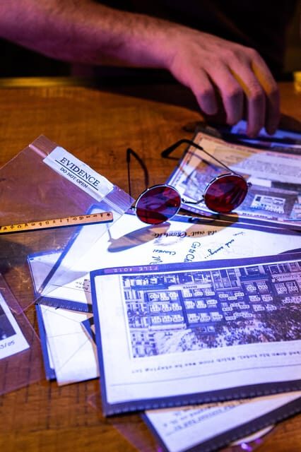 Amsterdam: Self-guided Red Light District Pub Crawl Mystery - An In-Depth Look at the Amsterdam Red Light District Mystery Tour