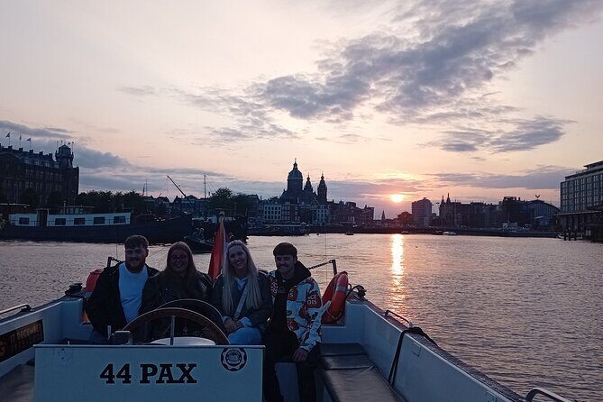 Amsterdam: Smoke Friendly Cruise - FAQs