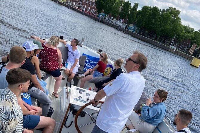 Amsterdam The Bulldog Boat Smoke Friendly Cruise + 2 drinks - An Authentic and Relaxed Canal Experience
