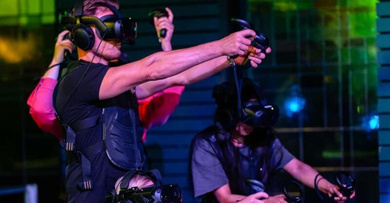 Amsterdam: Ultimate VR Experience: 60 minutes - What to Expect During Your Visit