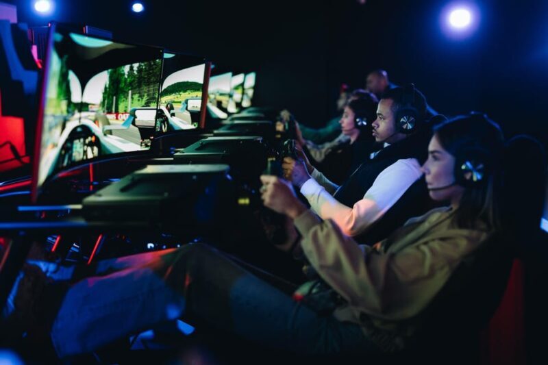 Amsterdam: Ultimate VR Experience: 60 minutes - The Cost and Value