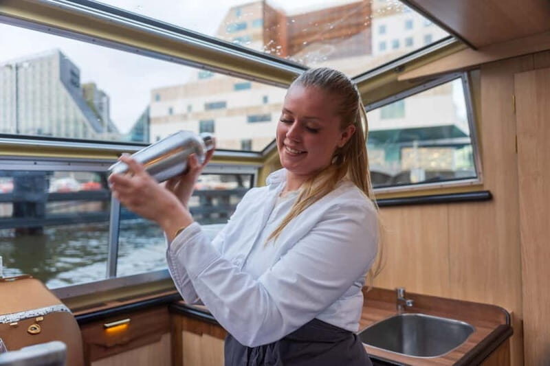 Amsterdam: Unlimited Cocktails Cruise on the Canals - The Experience: What You Can Expect