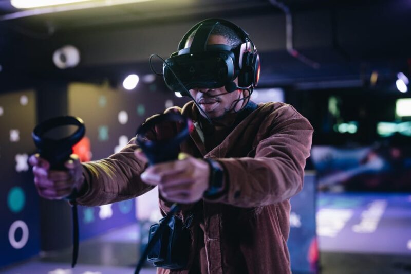 Amsterdam: VR Game Park Free-Roaming Experience - Who Should Consider This Experience