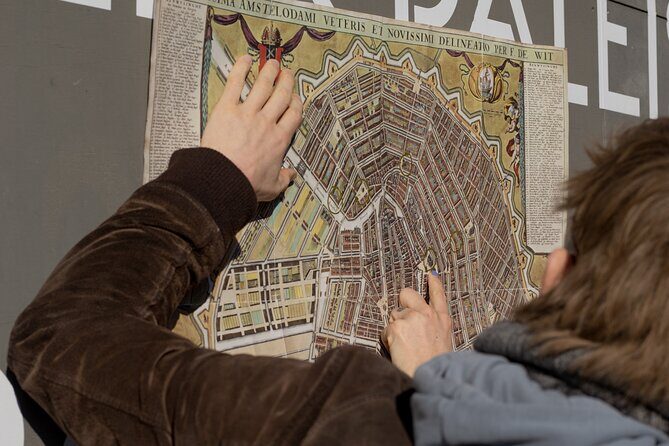 Amsterdam Walking Tour: Urban Legends & History with local guide - Introduction