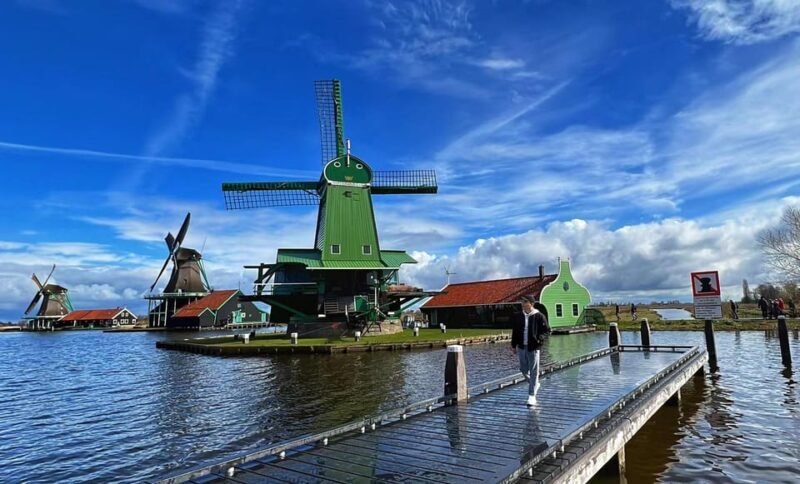 Amsterdam: Zaanse Schans and Giethoorn Day Trip with Cruise - Frequently Asked Questions
