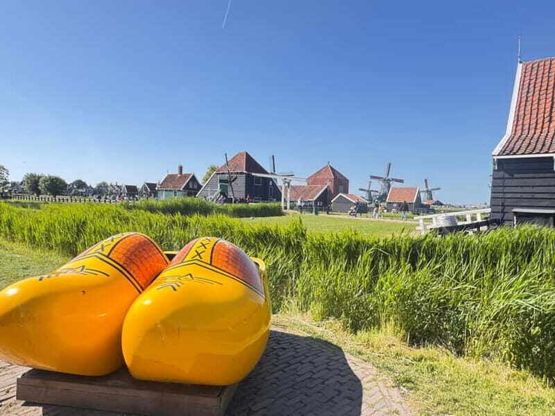 Amsterdam: Zaanse Schans Windmills & Zaandam E-Bike Tour - Experience Provider