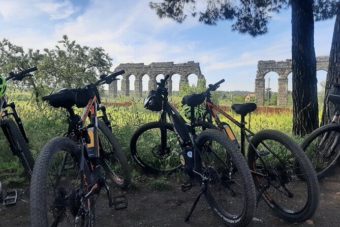 Ancient Appian Way PRIVATE Bike Tour - Guides and Personal Touches