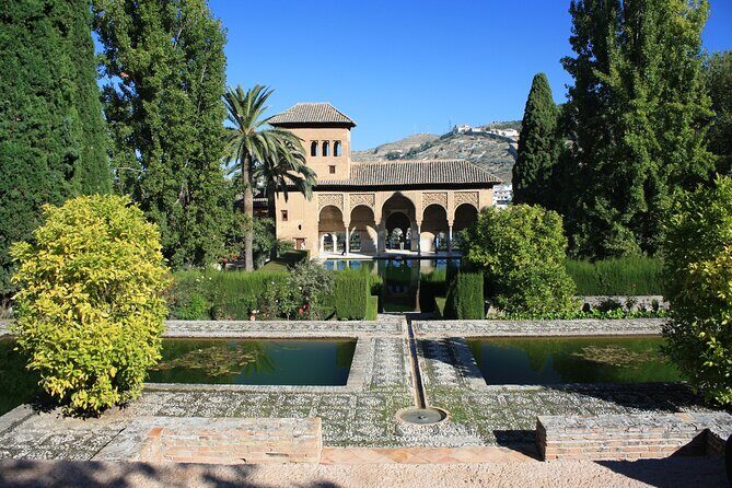 Andalusian Highlights: 6-Day Guided Tour from Madrid - A Closer Look at the Itinerary: What You Can Expect Each Day