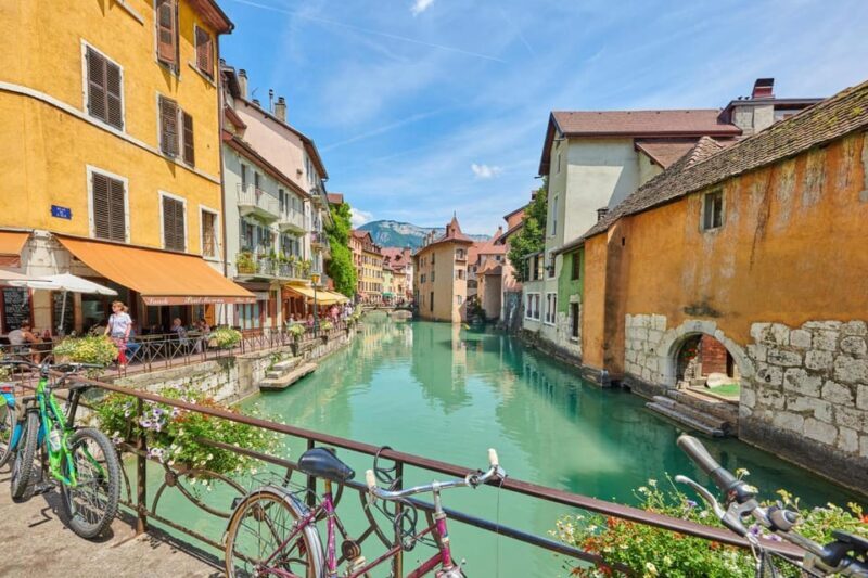 Annecy: Express Walk with a Local in 60 minutes - Value and Cost-Effectiveness