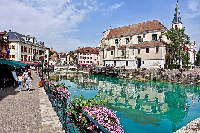 ANNECY | Private Walking Tour of Annecy's Historical Center - Detailed Breakdown of the Tour Itinerary