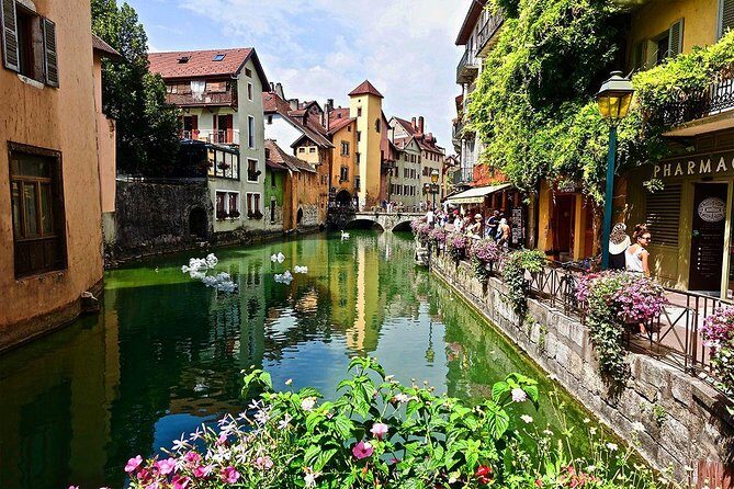 Annecy - Venice of the Alps - Tour from Geneva - Free Time and Exploration