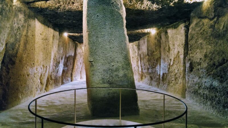 Antequera: Dolmens and El Torcal Tour with Transfer - What Makes This Tour Stand Out