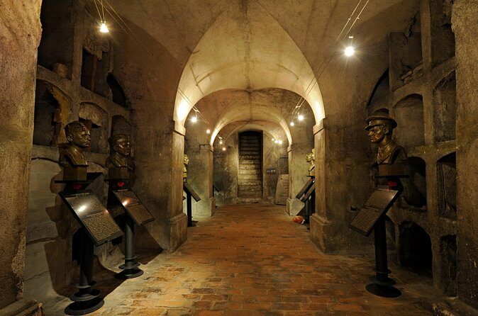 Anthropoid Tour - World War II in Prague - What to Expect from the Transportation and Group Dynamics