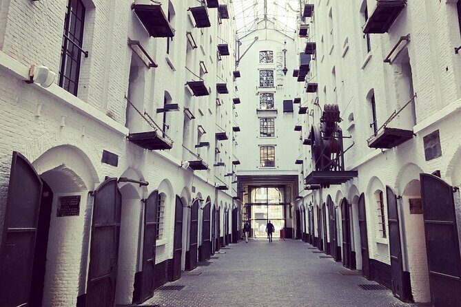 Antwerp: Diamond & Jewish Quarter Walking Tour - Why This Tour Works Well