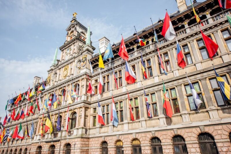 Antwerp: Express Walk with a Local in 60 minutes - A Deep Dive Into the Experience  