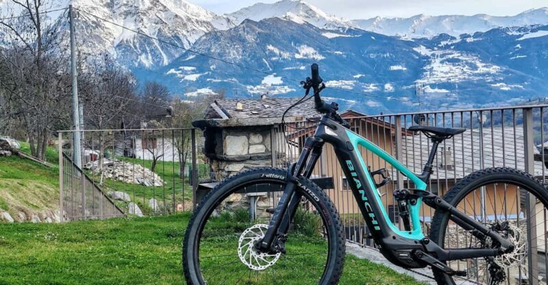 Aosta: E-bike full suspension day rental - Exploring the Aosta Valley on Two Wheels