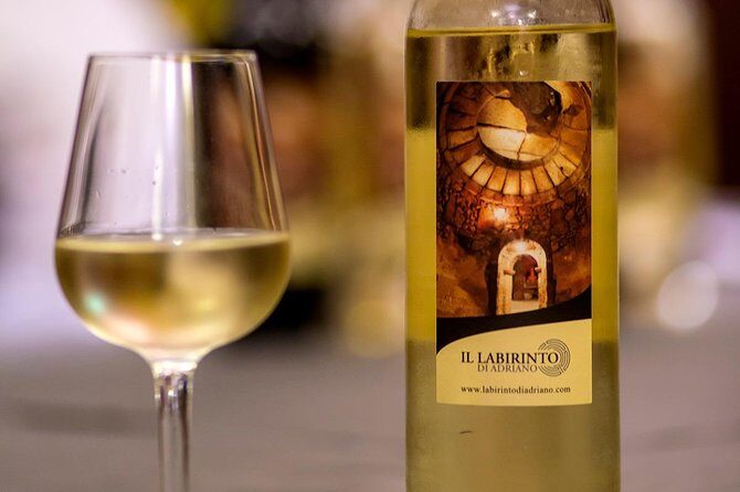 Aperitif in the famous underground caves of Orvieto - Key Points