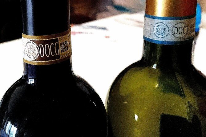 Aperitif in the famous underground caves of Orvieto - Wine and Food in the Depths