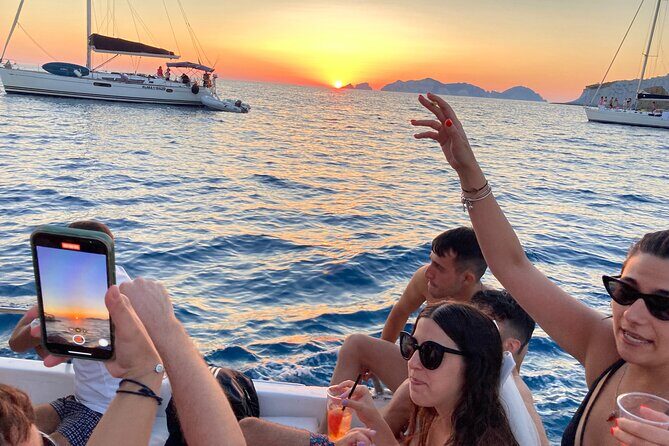 Aperitif on a boat at sunset - A Unique Sunset Experience on the Water