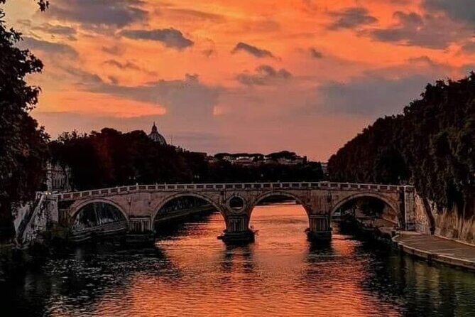 Aperitif On The Tiber - Food and Drinks: A Roman Aperitif Aboard