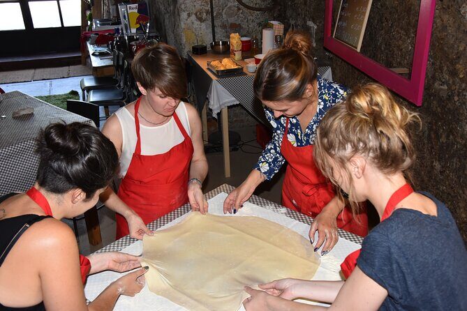Apple Strudel & Prezel Cooking Class incl. Dinner & Music - The Sum Up