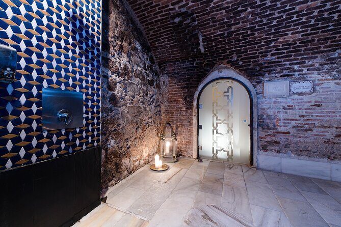 Arabian Baths Experience at Madrid's Hammam Al Ándalus with 45 minutes massage - An In-Depth Look at the Hammam Al Ándalus Experience