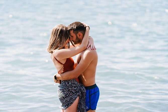 Archaeological Bus Tour to Akrotiri Excavations & Red Beach - FAQ