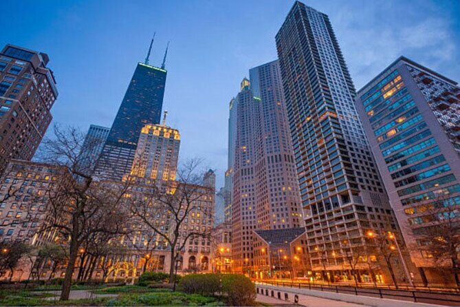 Architectural and Historical Private Tour in Downtown Chicago - Key Points