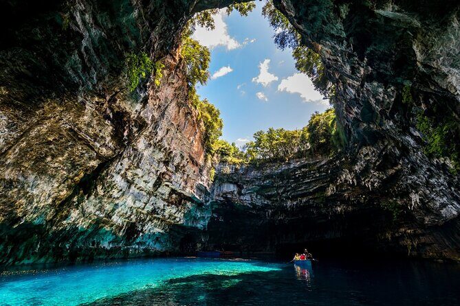 Argostoli Shorex: Drogarati & Melissani Caves with Wine Tasting - A Detailed Look at Your Kefalonia Shore Experience