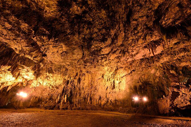 Argostoli Shorex: Drogarati & Melissani Caves with Wine Tasting - FAQs