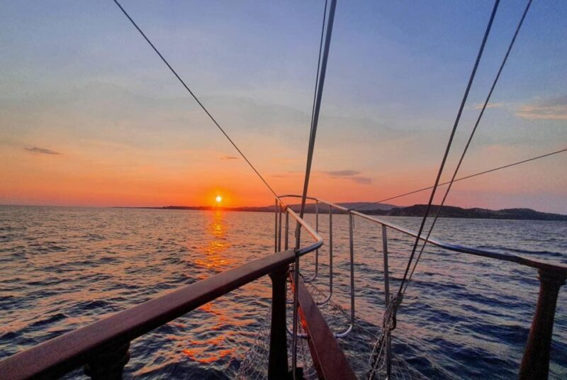 Argostoli: Sunset Cruise with Swim Stops, Dinner, and Wine - The Sum Up: Is This Sunset Cruise Right for You?
