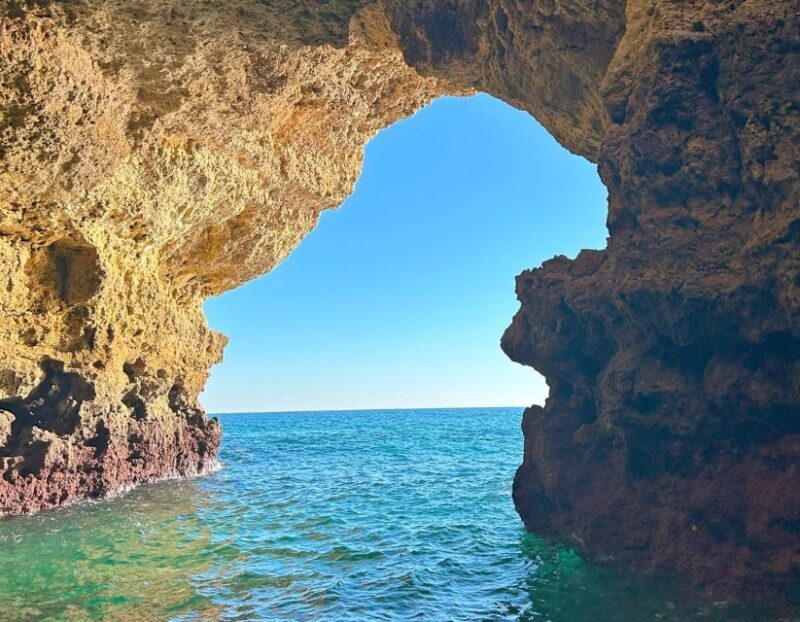 Armação de Pêra: Benagil´s 15 Best Caves Boat Tour - FAQ