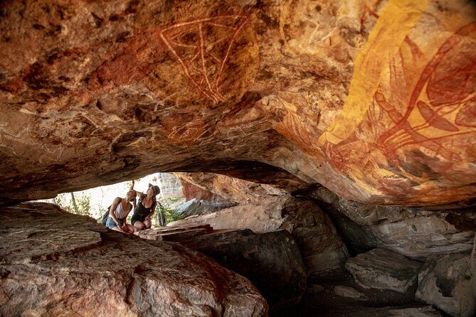 Arnhem Land Yingana Injalak Hill Full Day Tour from Jabiru - FAQ