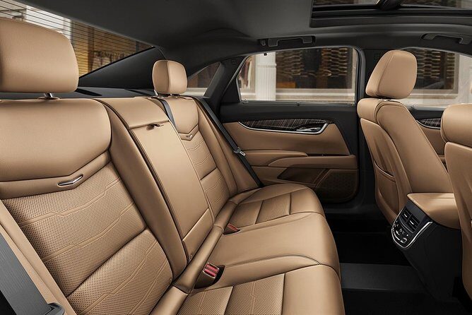 Arrival Baltimore Airport BWI to Baltimore by Private Vehicule - Who Is This Transfer Best For?