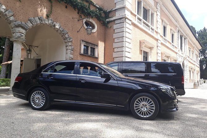 Arrival in Rome: Seamless Private Hotel Transfer - Key Points: