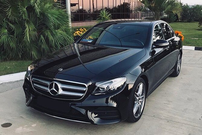 Arrival Private Transfer from Airport CHC to Christchurch in Business Car - Why Opt for This Airport Transfer?