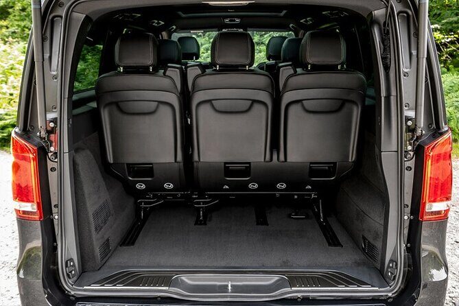 Arrival Private Transfer from Vienna Airport VIE to Vienna City by Luxury Van - Real Traveler Insights and Experiences